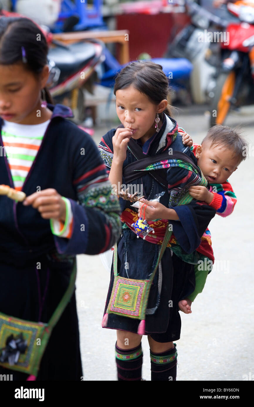 black hmong ethnic young girl and brother Stock Photo - Alamy