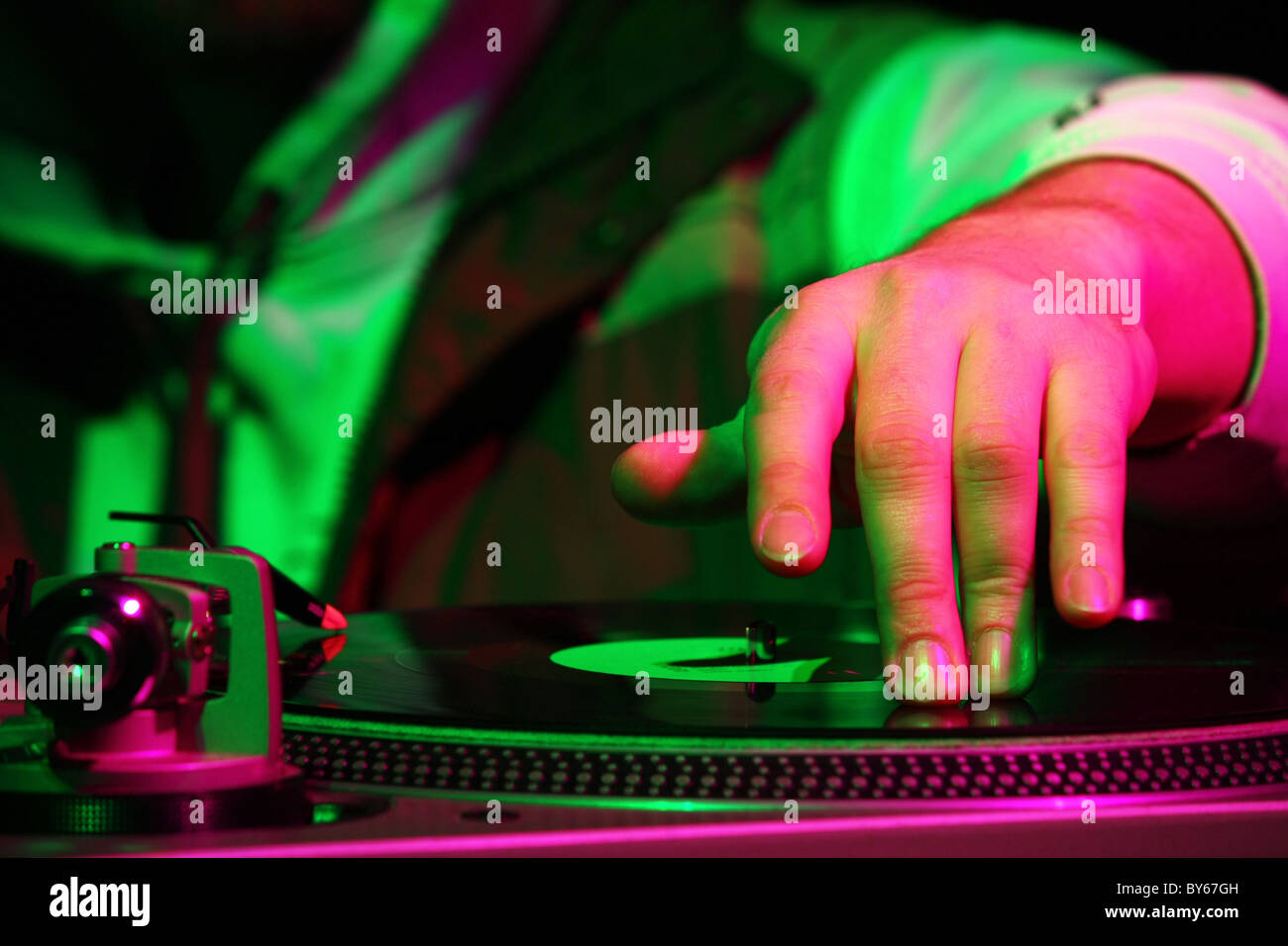 Deejay hi-res stock photography and images - Alamy
