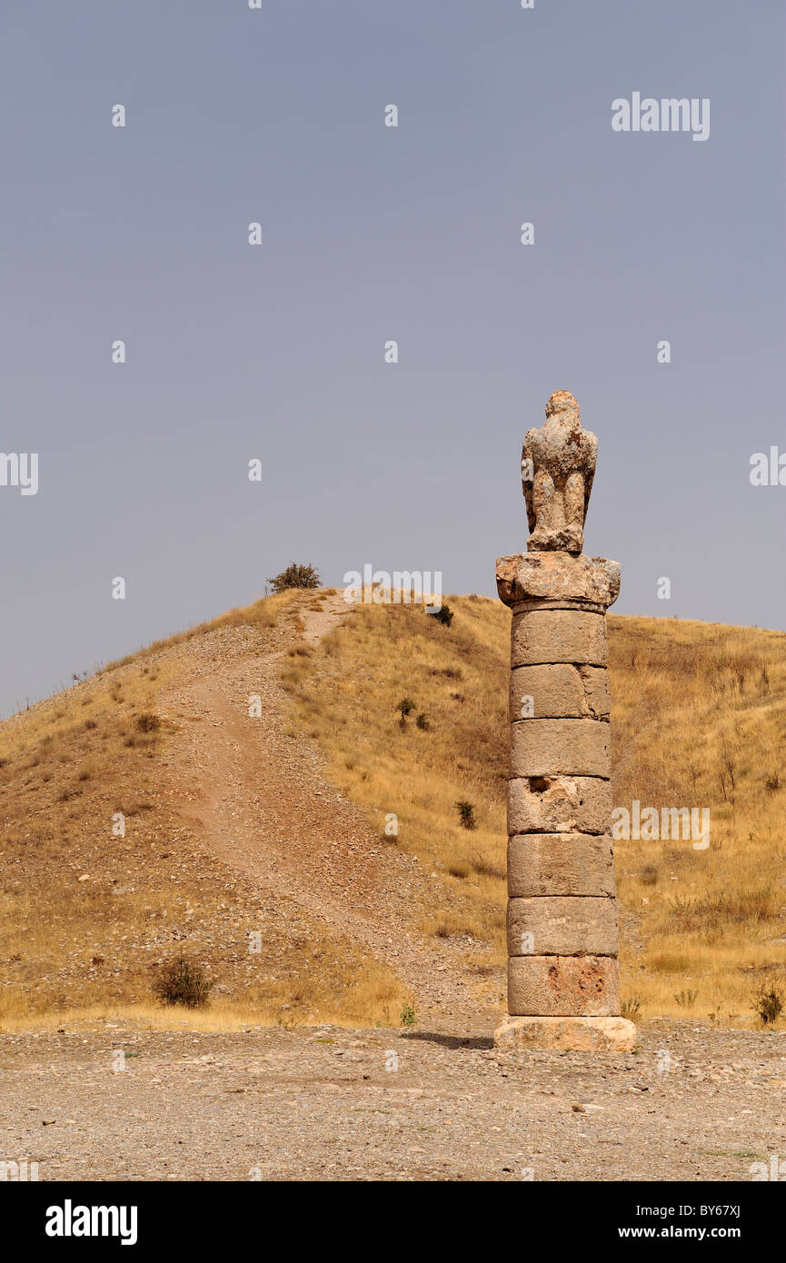 Tumulus hi-res stock photography and images - Alamy