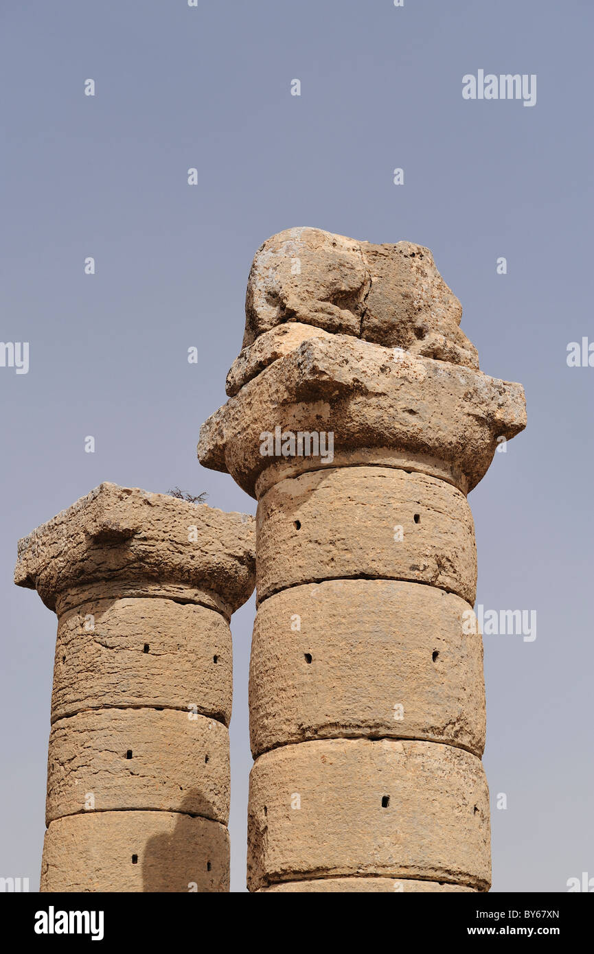 Tumulus hi-res stock photography and images - Alamy