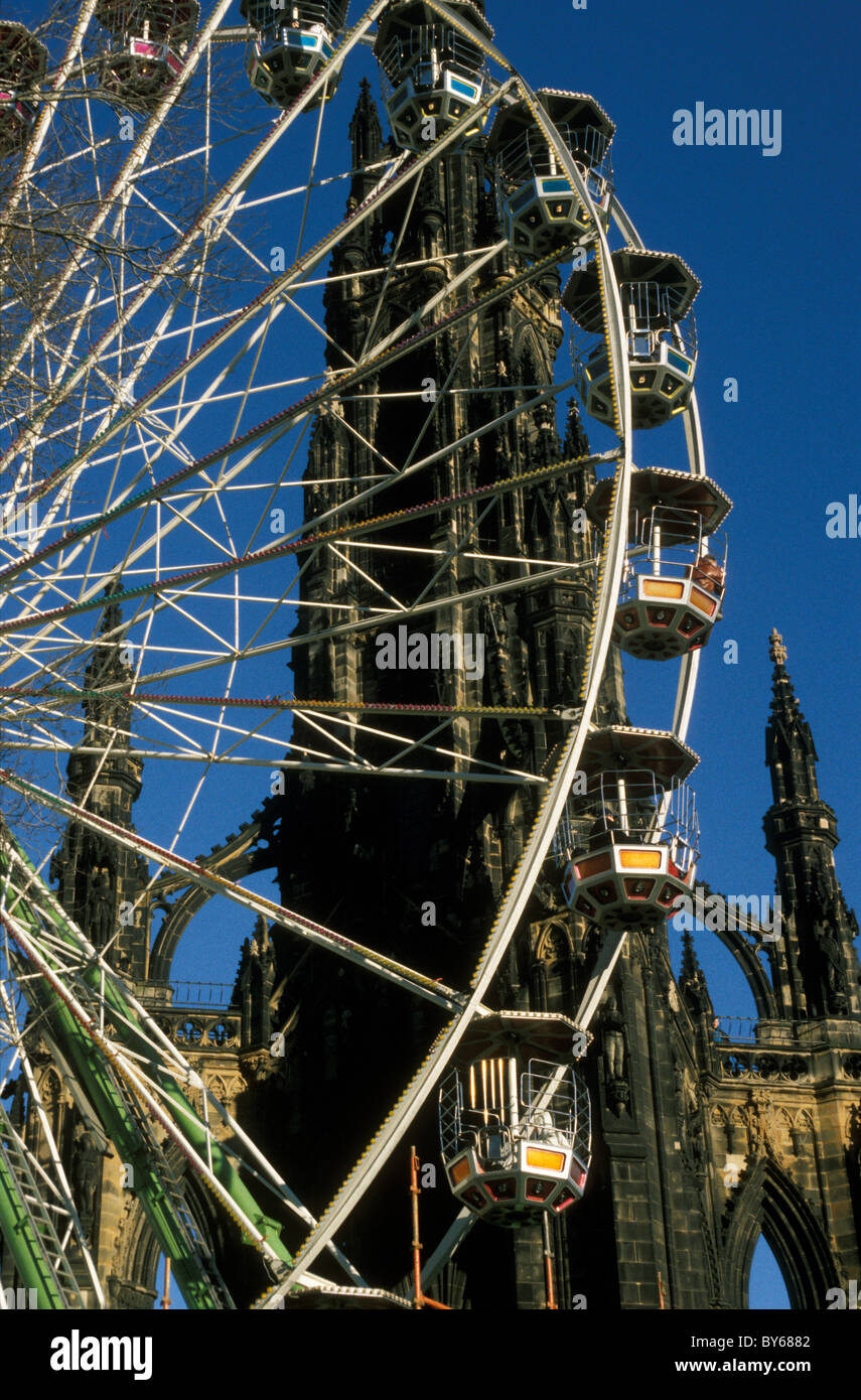 Ferris wheel and Scott Memorial, Princes Street Gardens, Edinburgh ...
