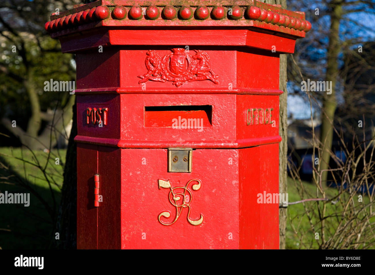 Victorian post box in buxton hi-res stock photography and images - Alamy