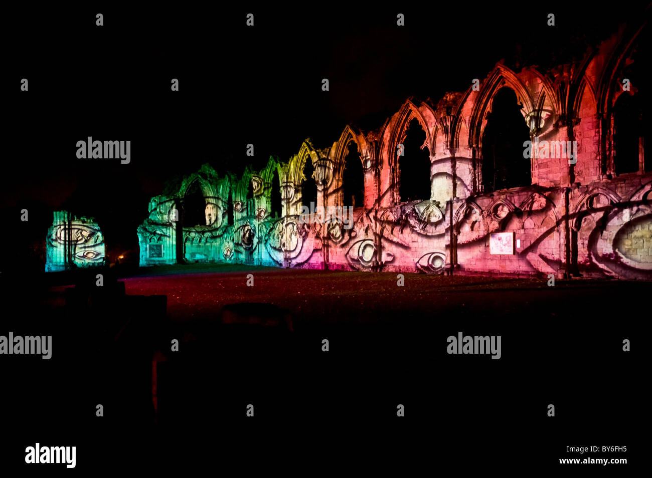 Projection mapped artwork hi-res stock photography and images - Alamy