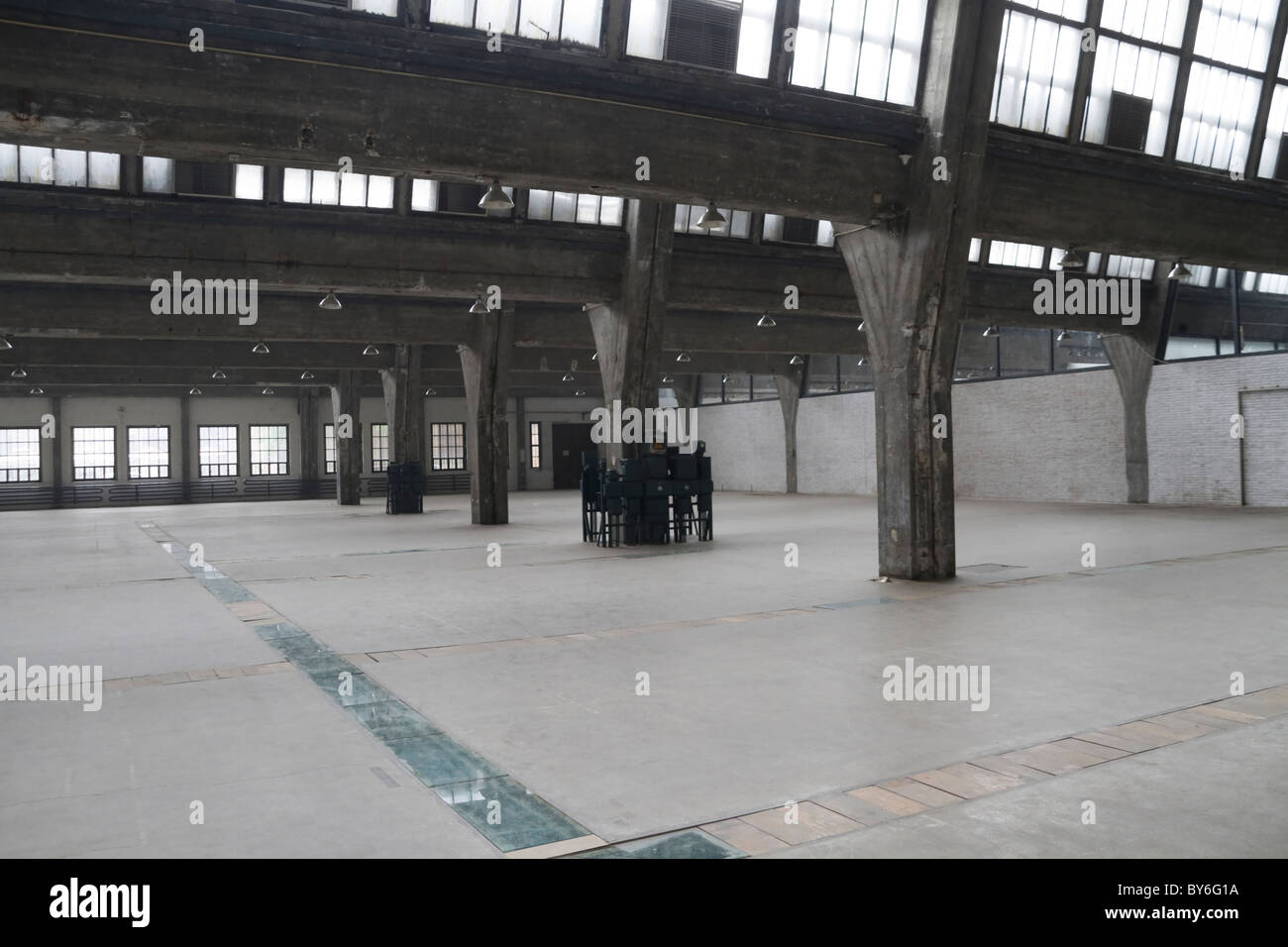 a empty workshop in factory ,china Stock Photo - Alamy