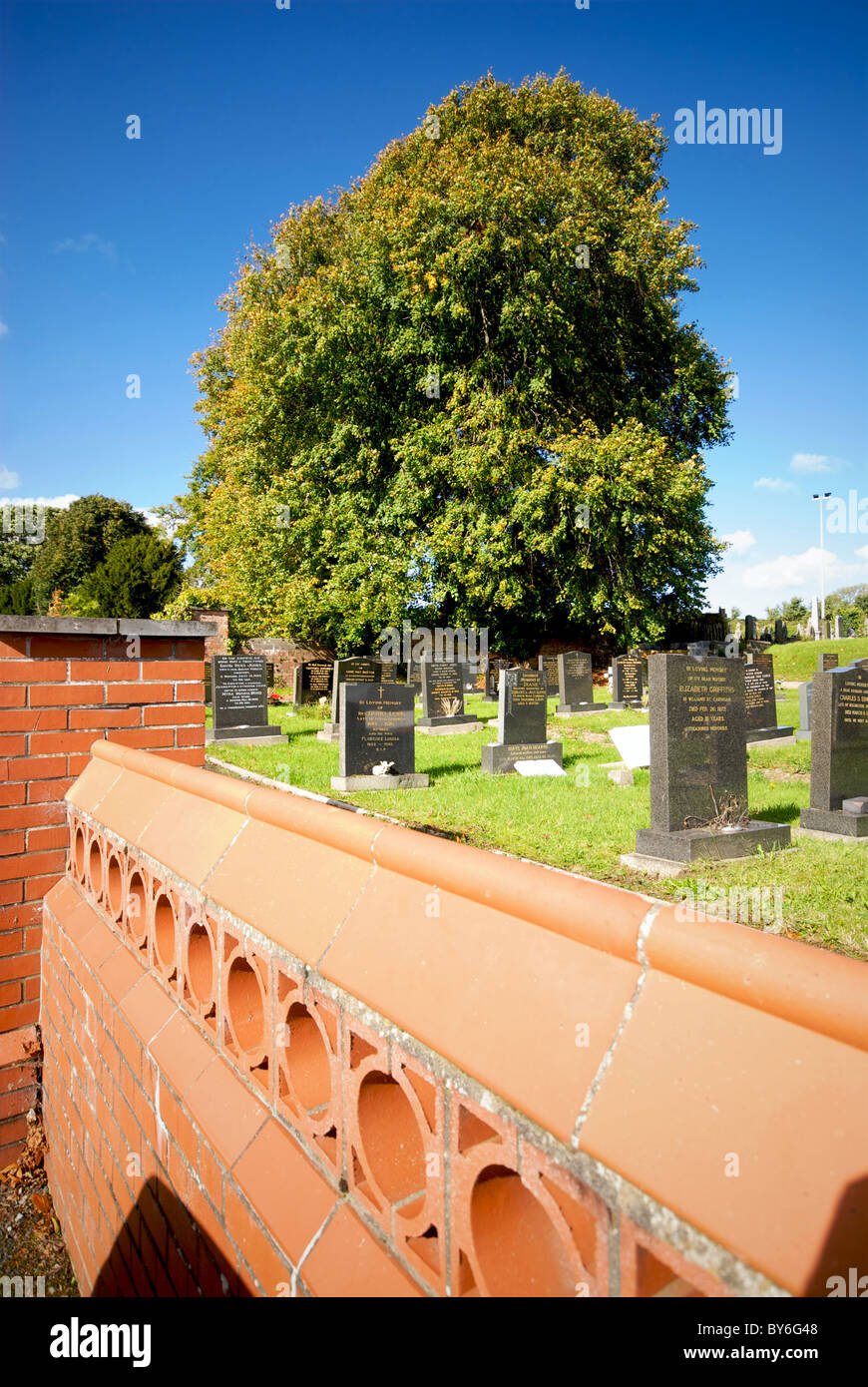 Cardigan cemetery wales uk hi-res stock photography and images - Alamy