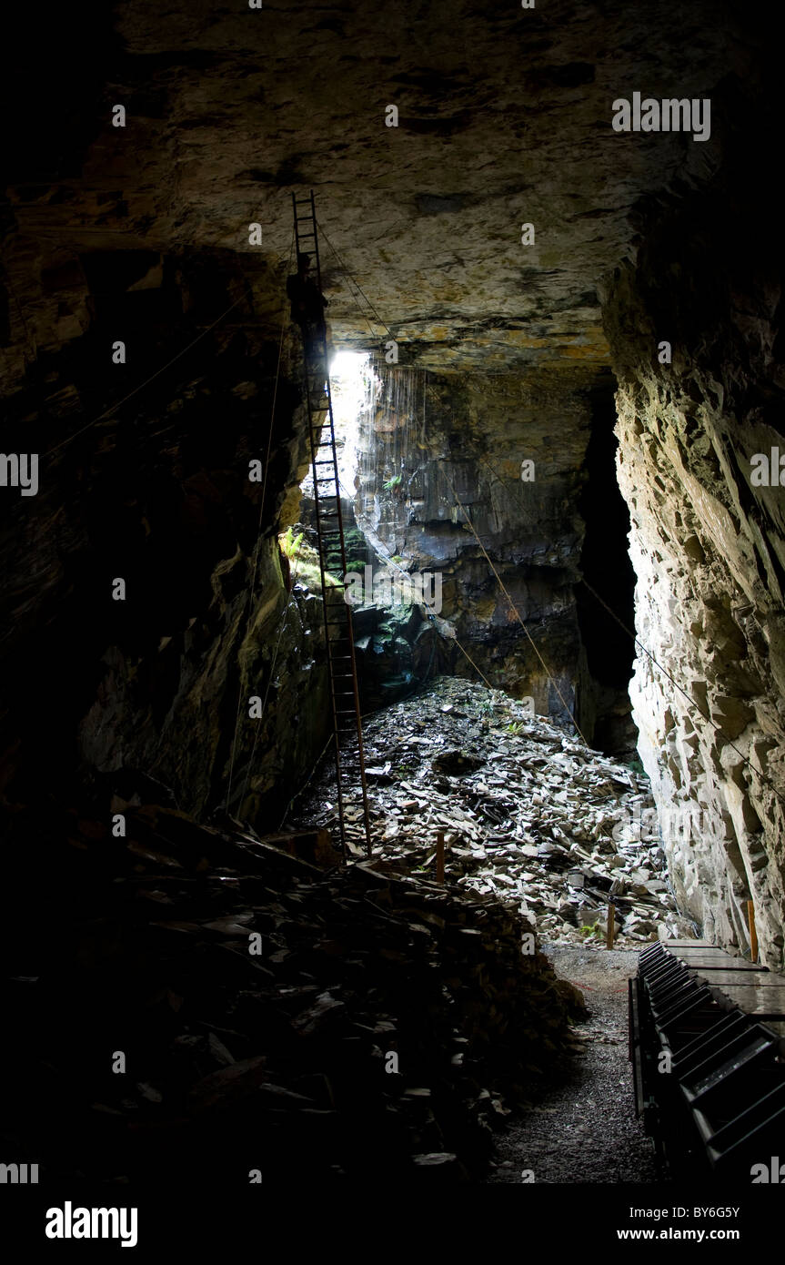 Llechwedd slate caverns hi-res stock photography and images - Alamy