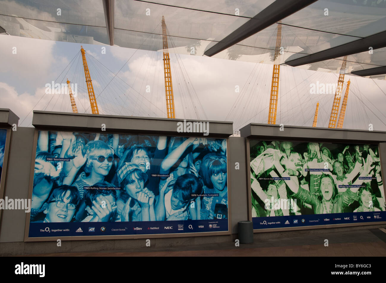 O2 dome hi-res stock photography and images - Alamy