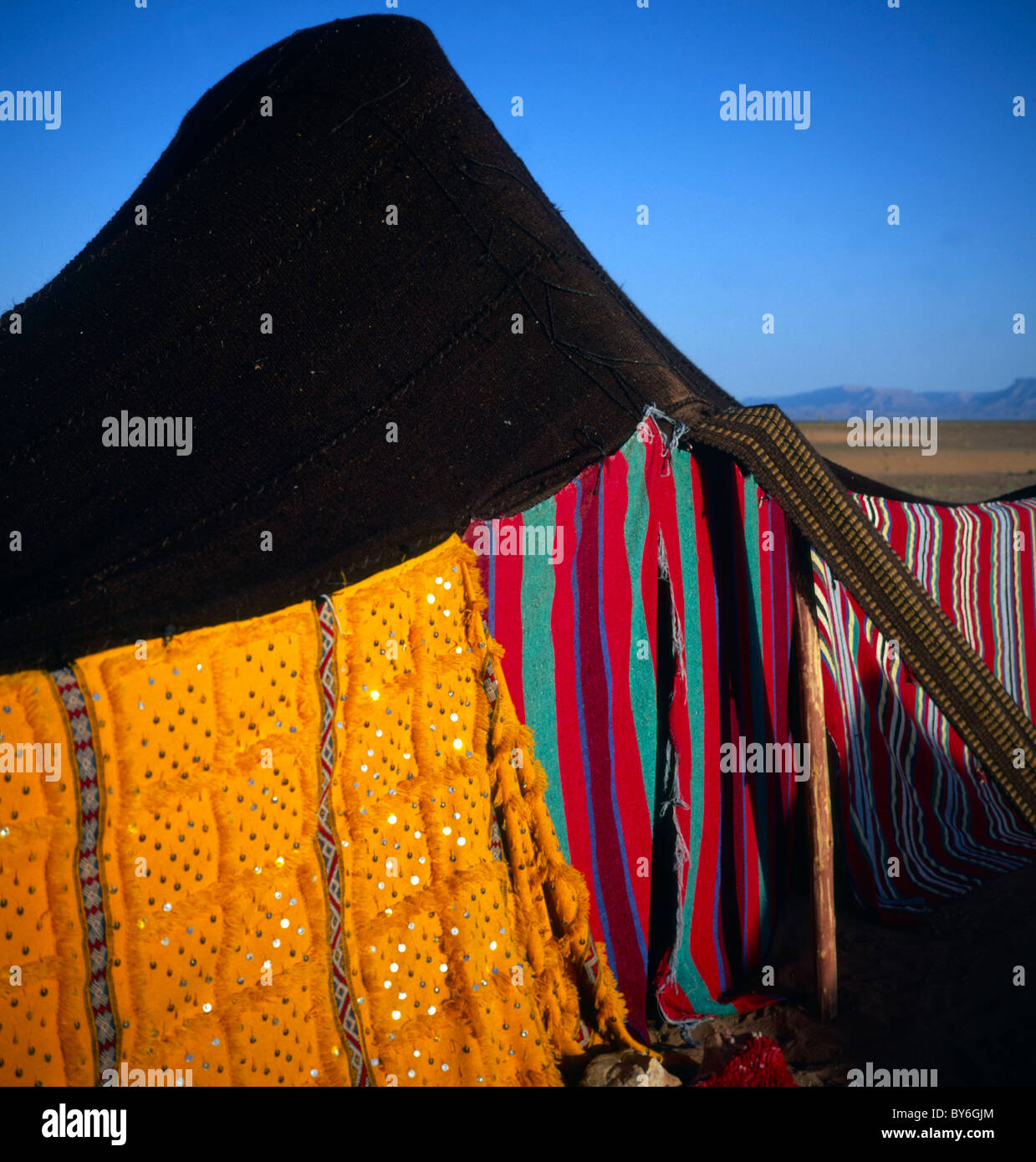 Berber nomad tent Sahara desert Morocco Africa Stock Photo - Alamy