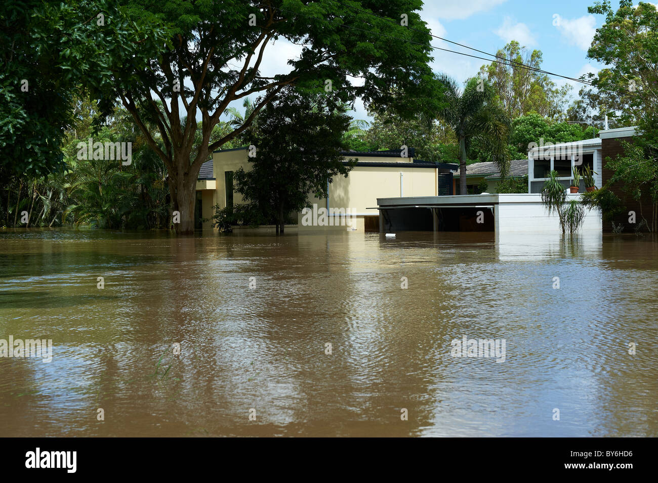 Brisbane floods 2011 at Yeronga Stock Photo - Alamy