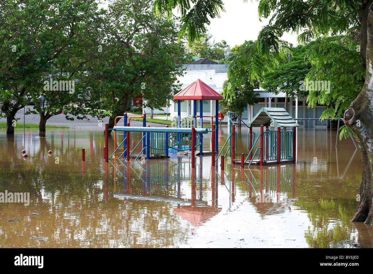 Brisbane floods 2011 at Yeronga Stock Photo - Alamy