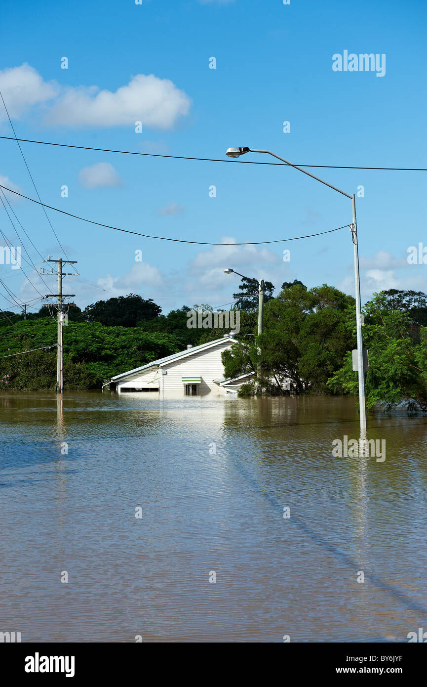 Brisbane floods 2011 at Fairfield Stock Photo - Alamy