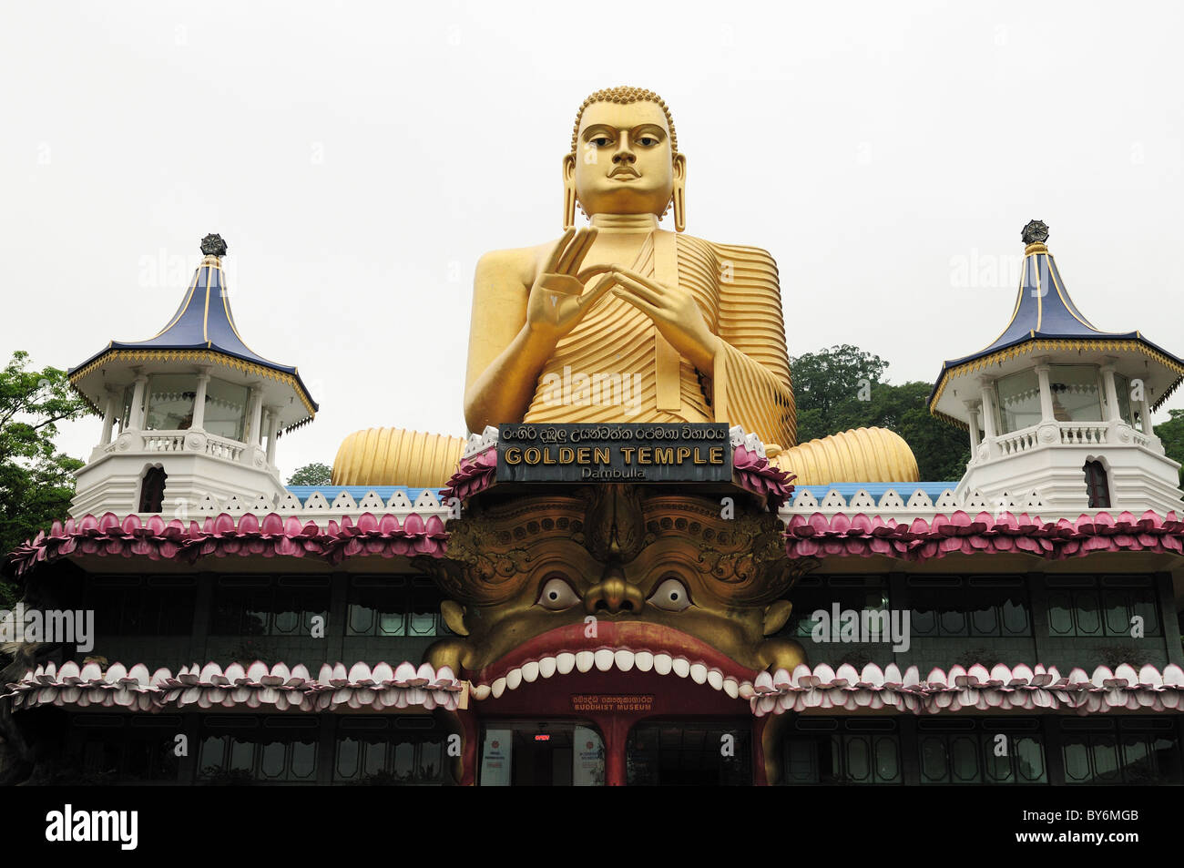 Srilanka, temple, pagoda hi-res stock photography and images - Alamy