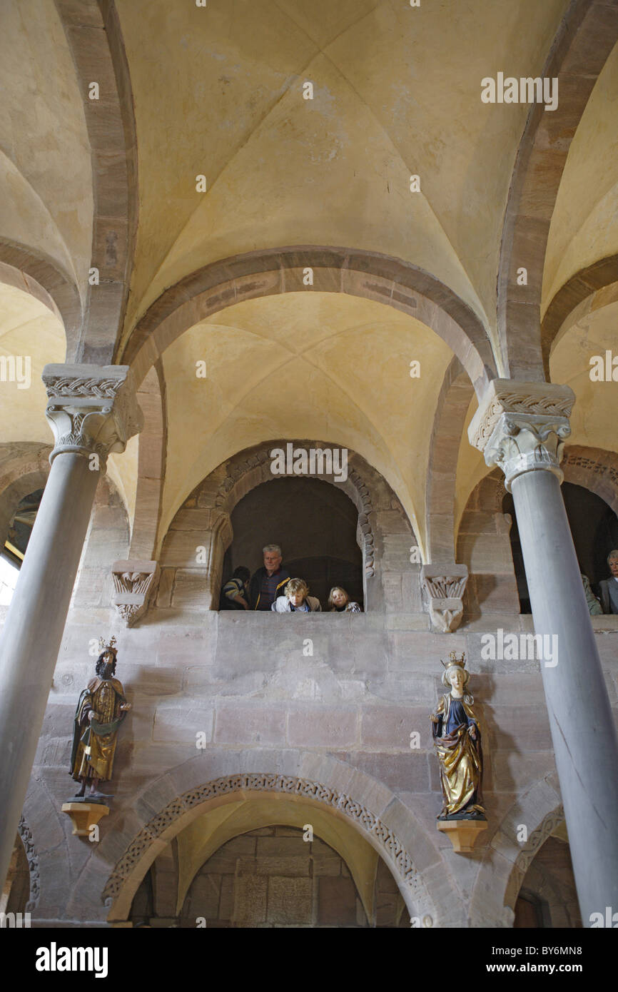 Inside castle chapel hi-res stock photography and images - Alamy