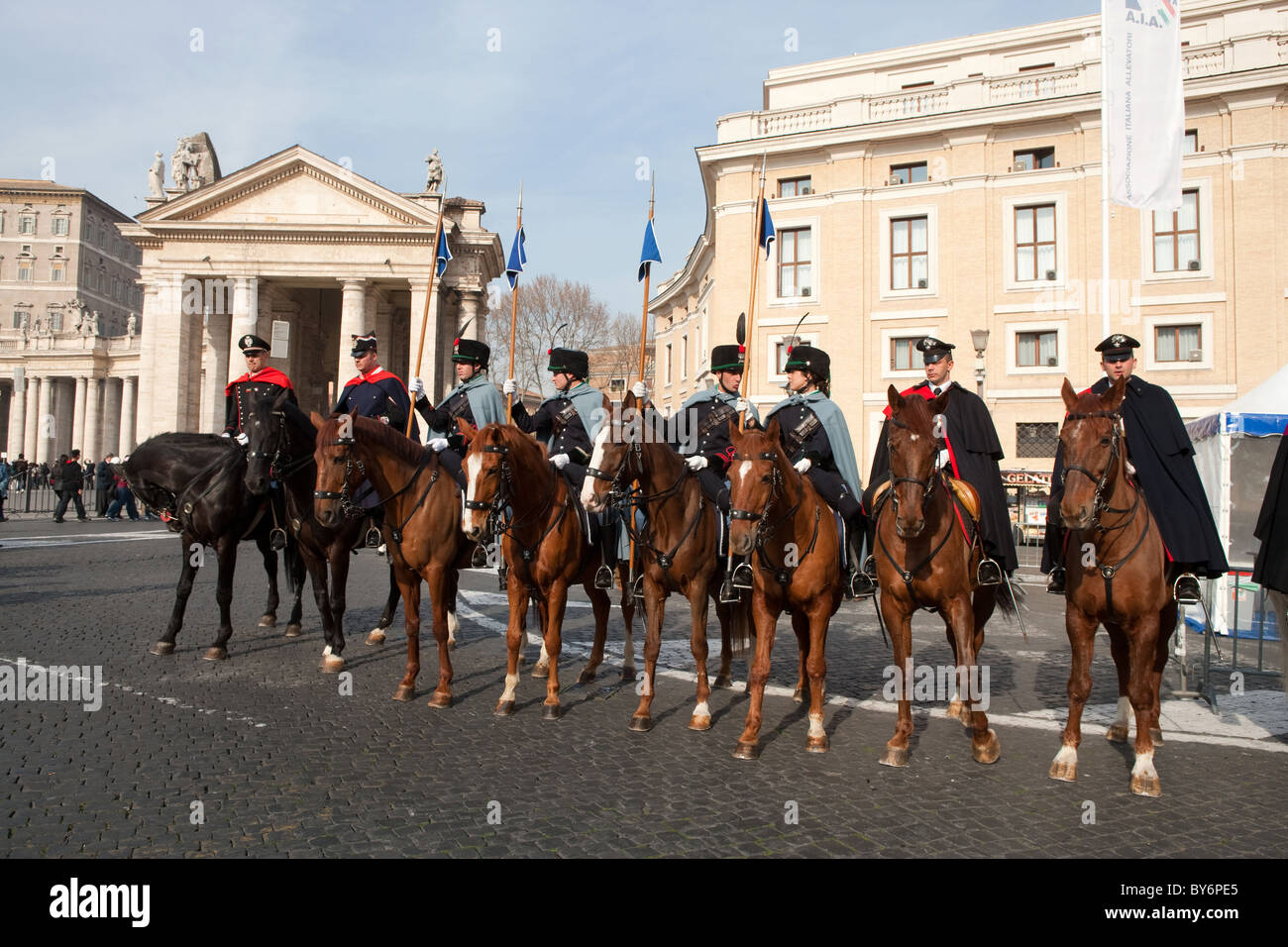 Italy military uniform hi-res stock photography and images - Alamy