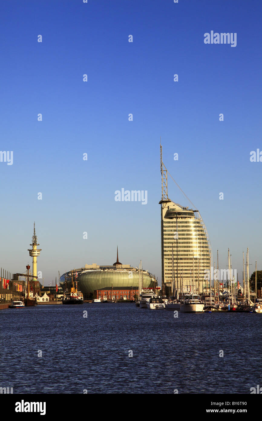 New harbour with television tower, Klimahaus 8° Ost and Atlantic Hotel ...