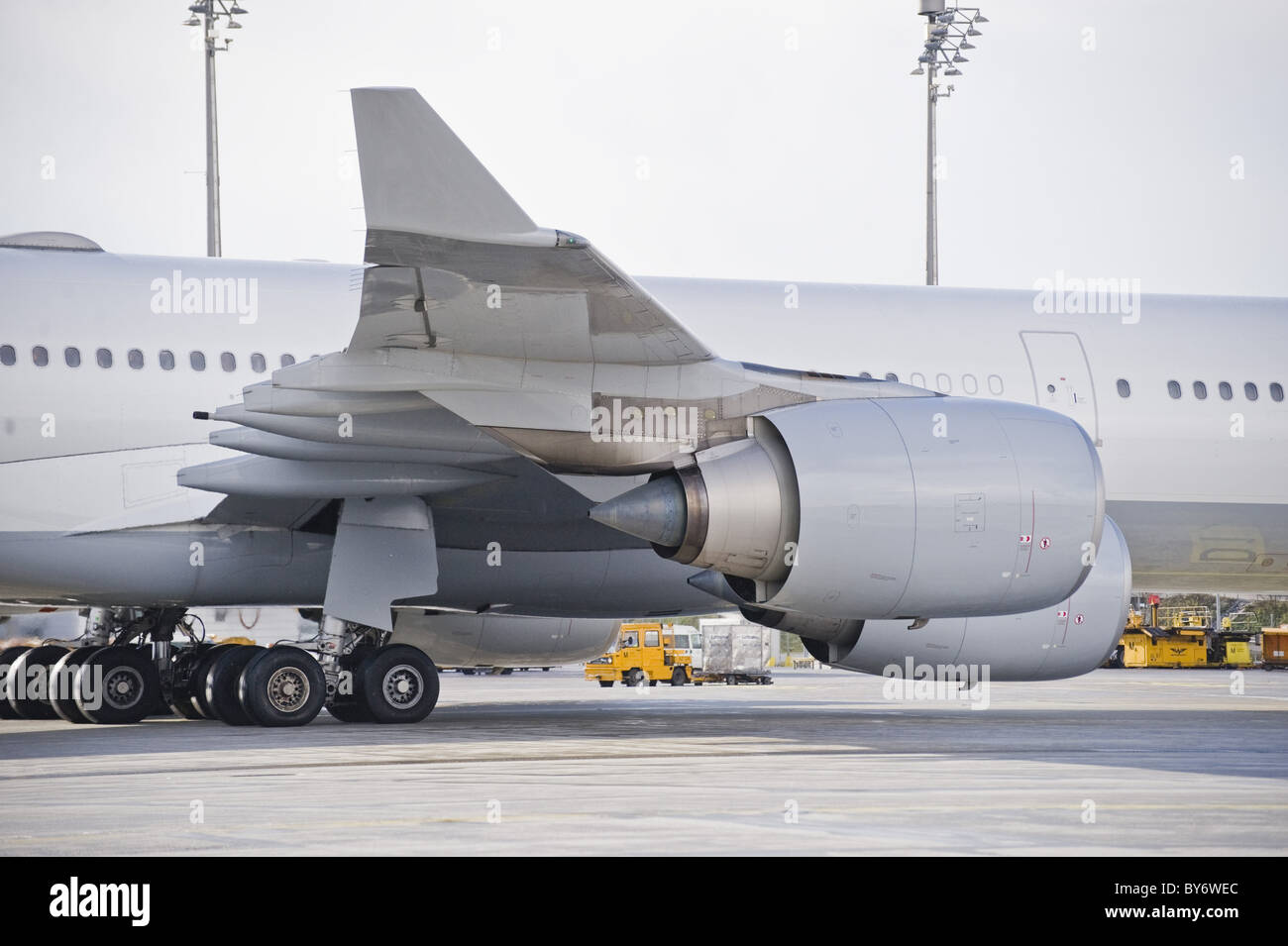 Two engines hi-res stock photography and images - Alamy