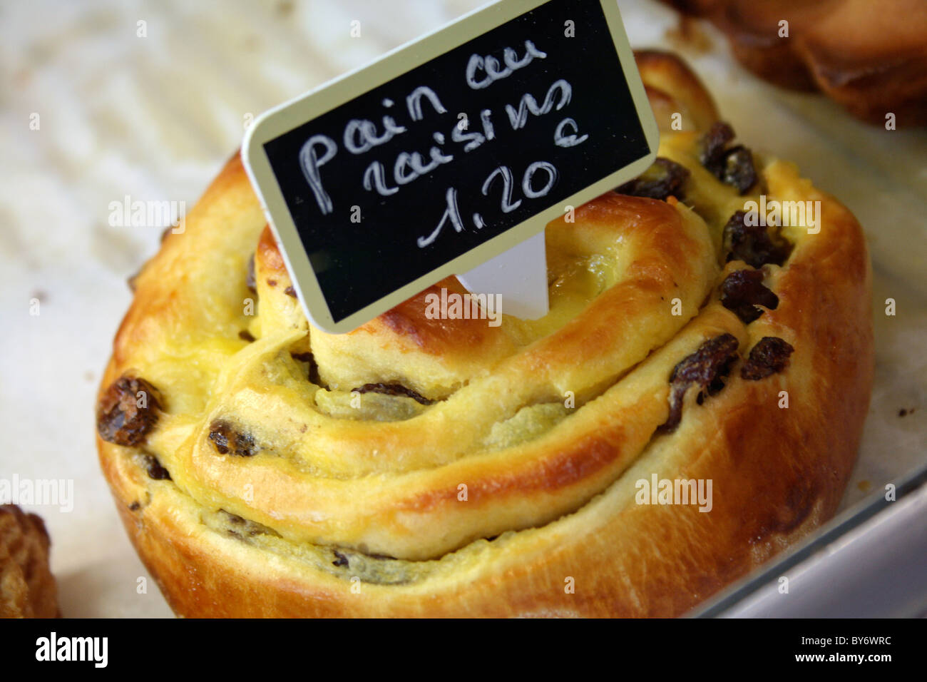Pain au raisin Stock Photo - Alamy