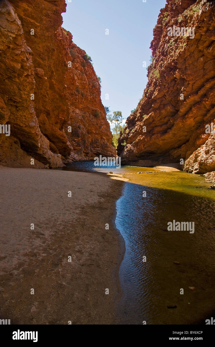 Walpa Gorge in the australian outback, northern territory Stock Photo ...