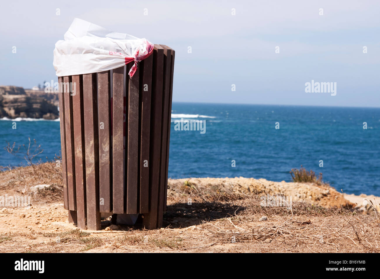 empty garbage can near the seaside Stock Photo - Alamy