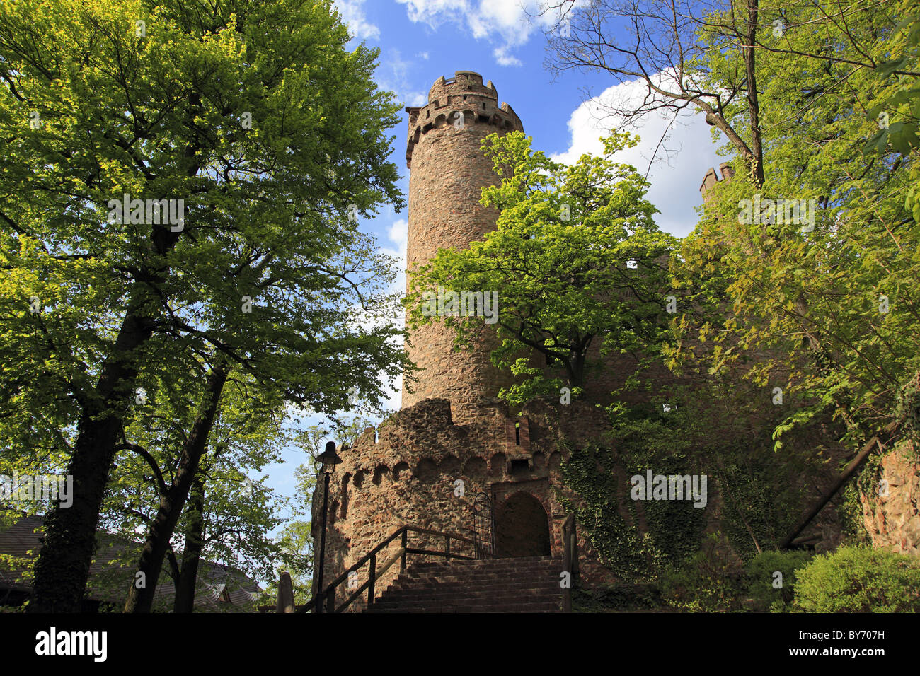 Southern tower with castle gate at Auerbach castle, near Bensheim ...
