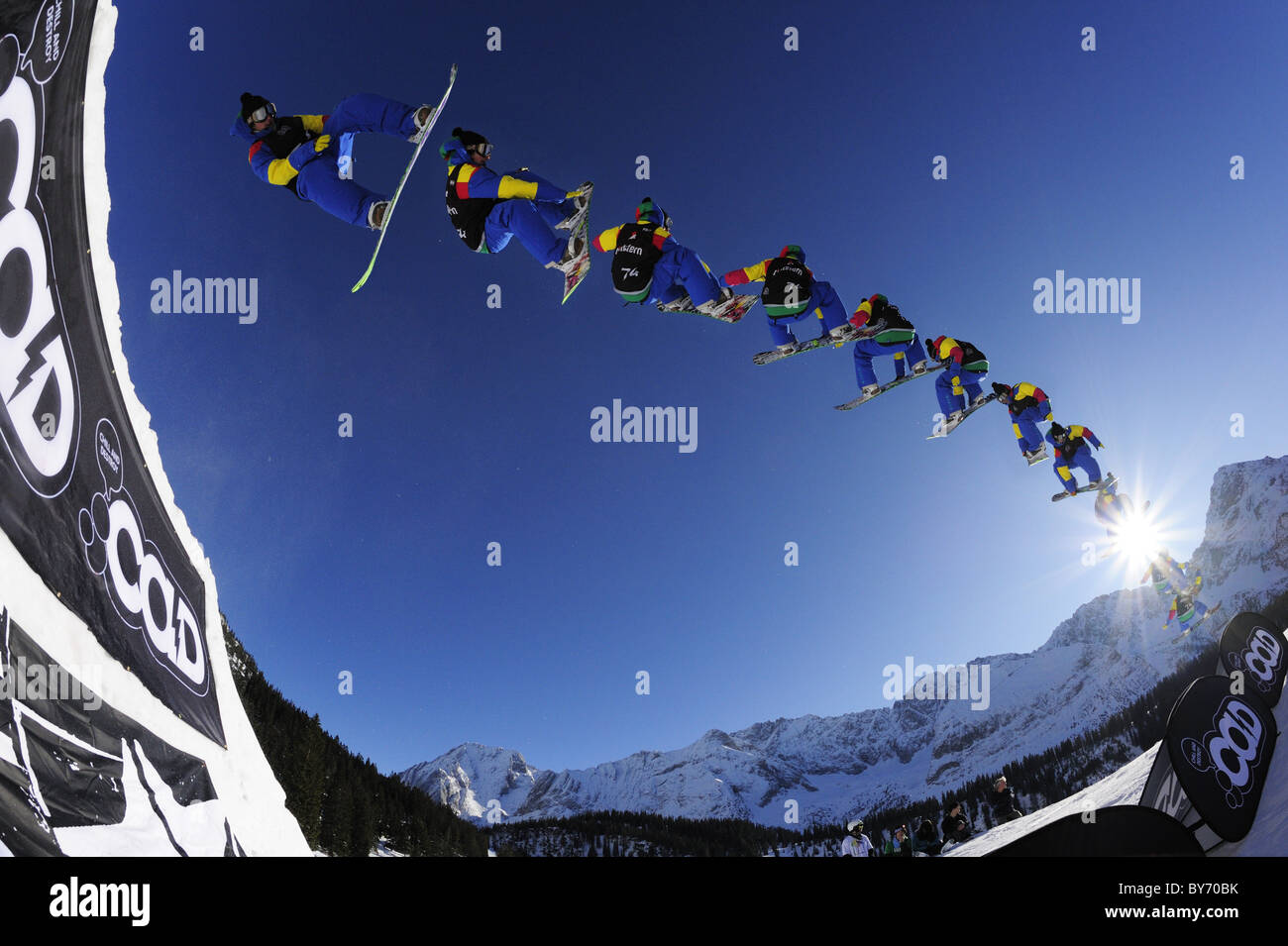 Stunt perfo hi-res stock photography and images - Alamy