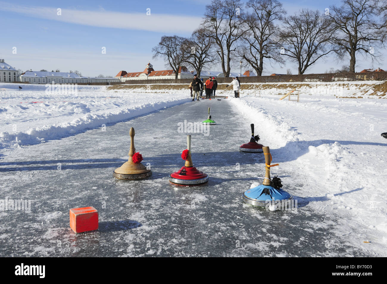 Bavarian curling hi-res stock photography and images - Alamy