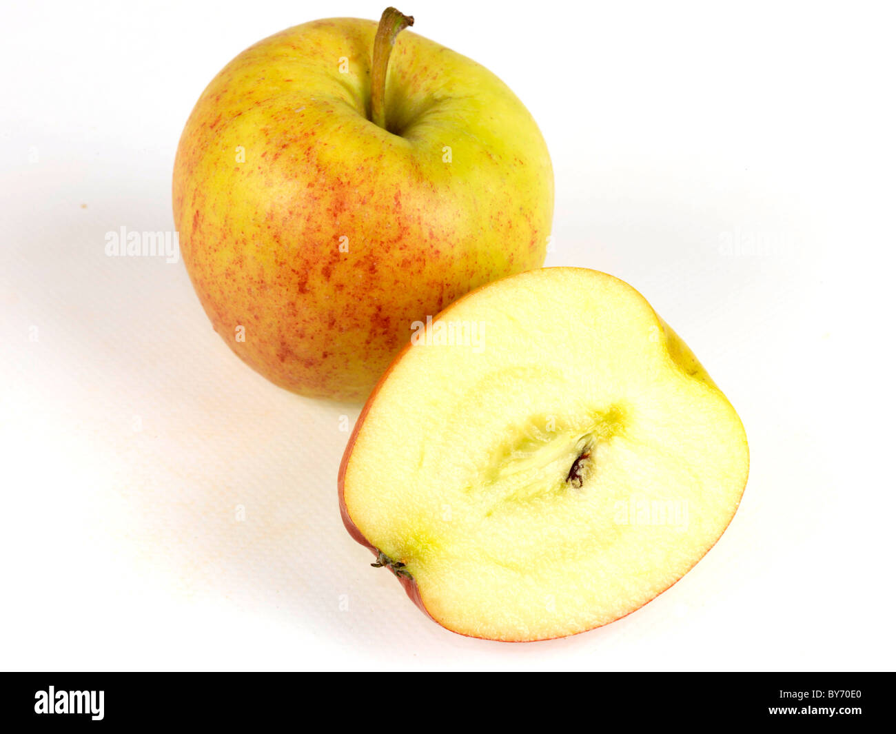 Fresh apple hi-res stock photography and images - Alamy