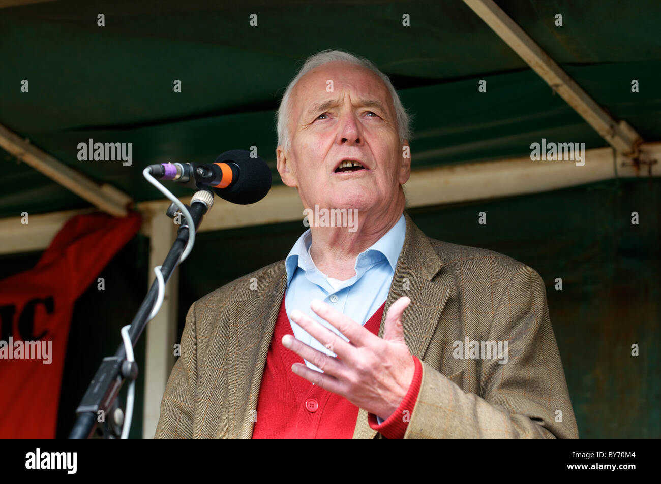 Mp tony benn hi-res stock photography and images - Alamy