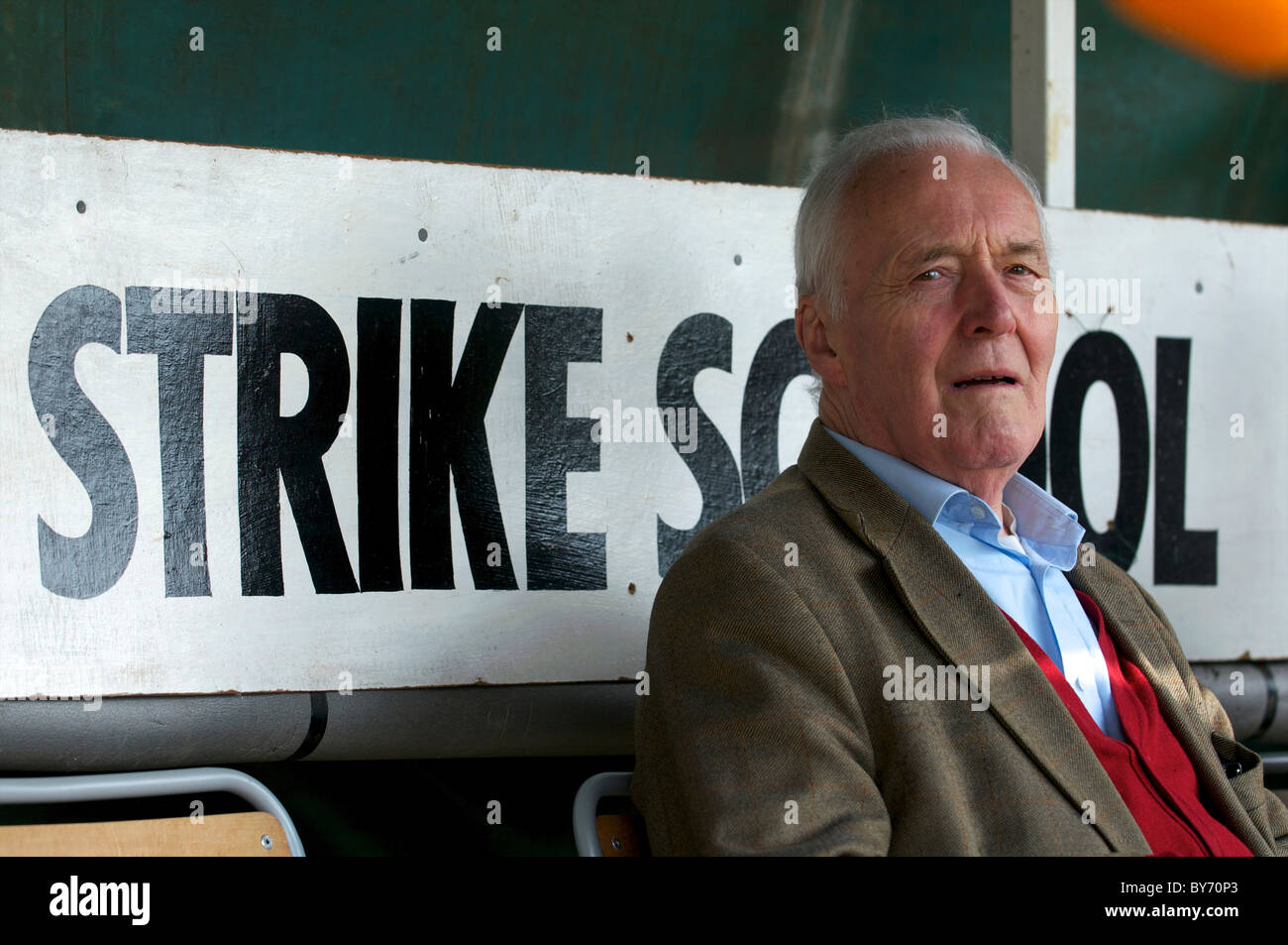 Tony benn mp hi-res stock photography and images - Alamy