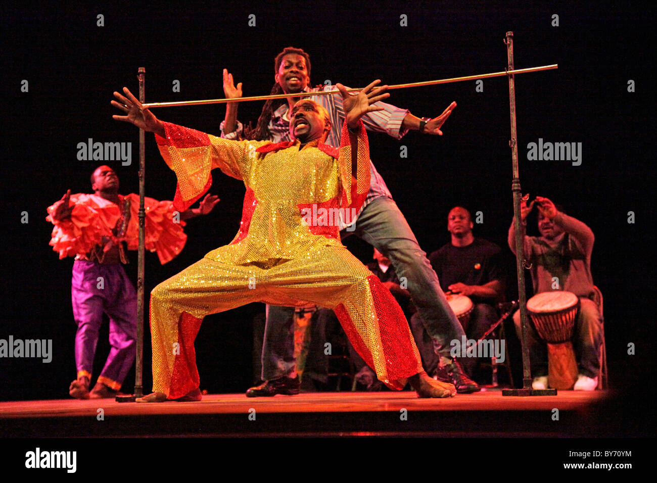 Limbo dance hi-res stock photography and images - Alamy