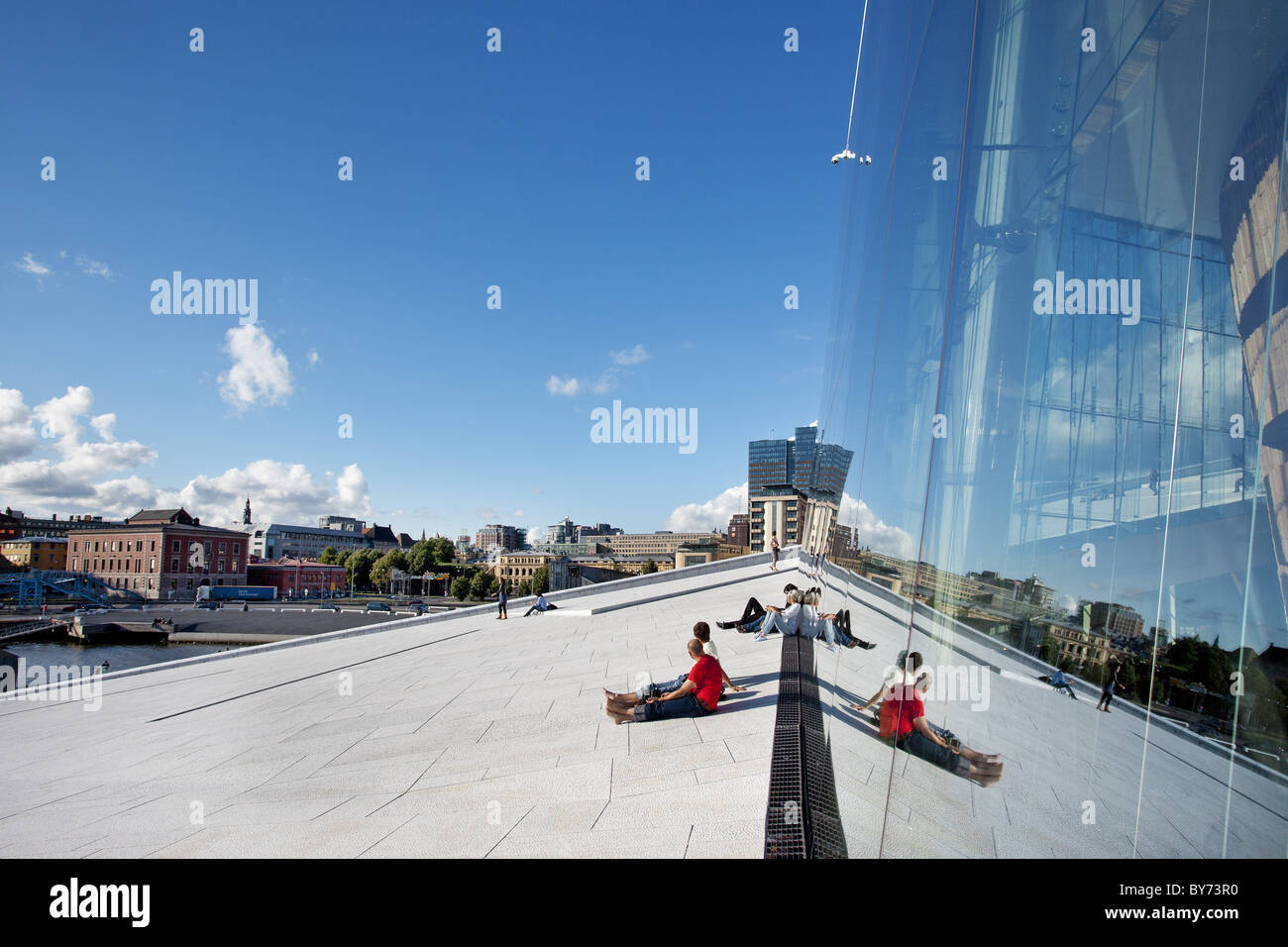 Operahus hi-res stock photography and images - Alamy