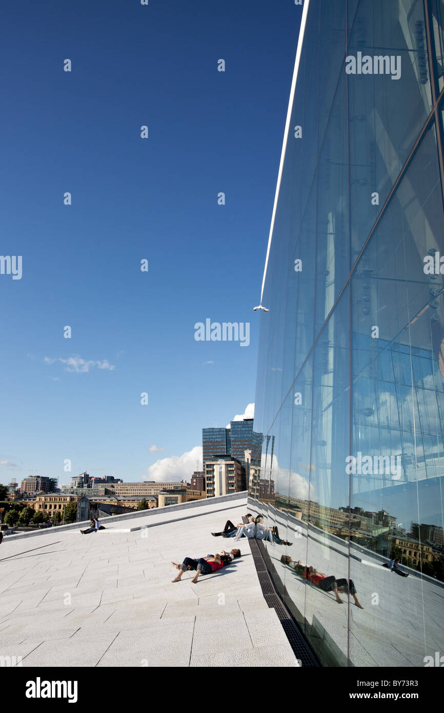 Operahus hi-res stock photography and images - Alamy