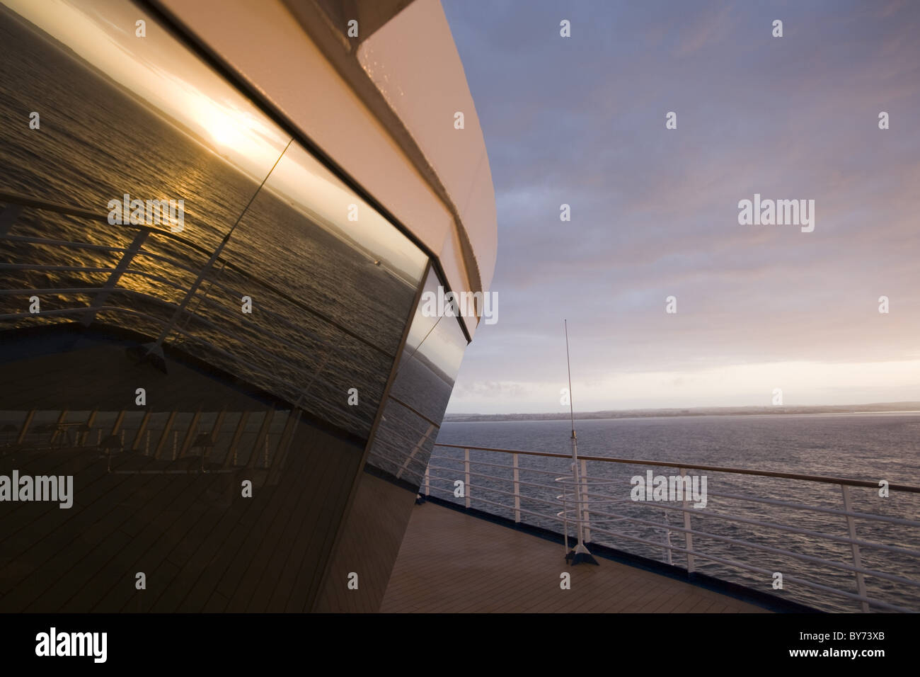 Silver windows hi-res stock photography and images - Alamy