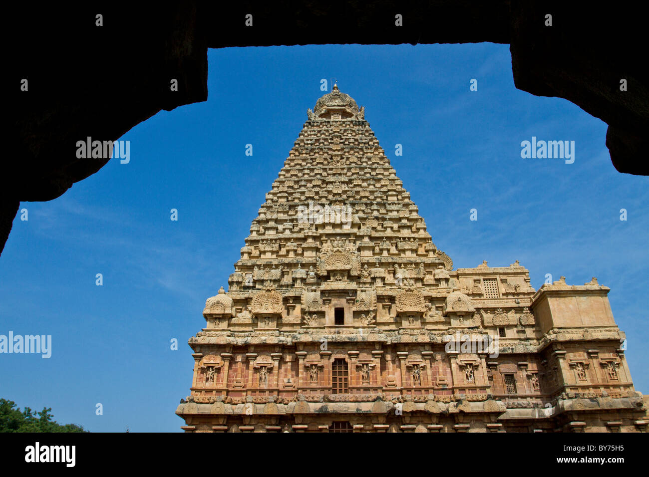 Tanjore big temple hi-res stock photography and images - Alamy
