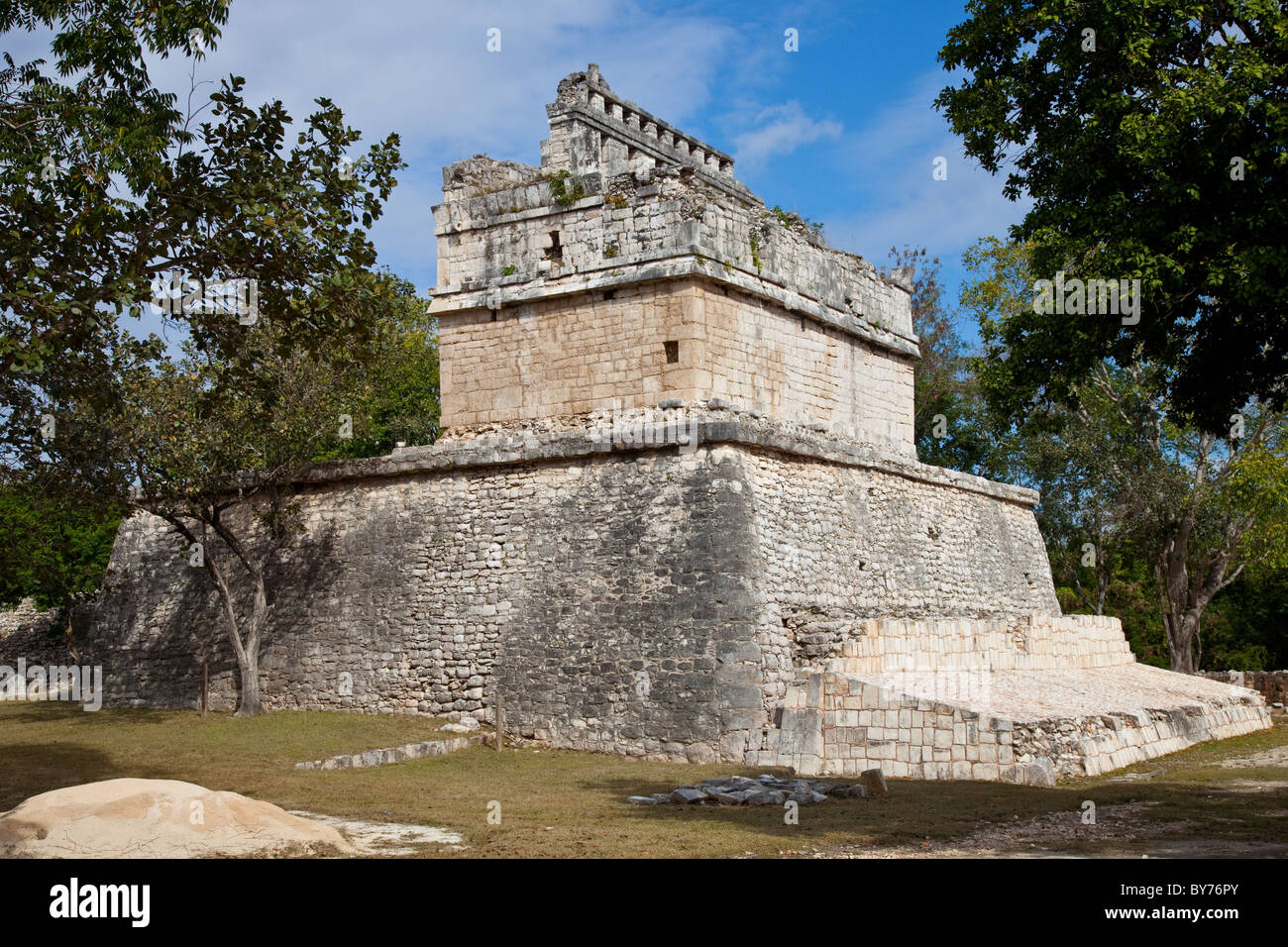 Red casa hi-res stock photography and images - Alamy