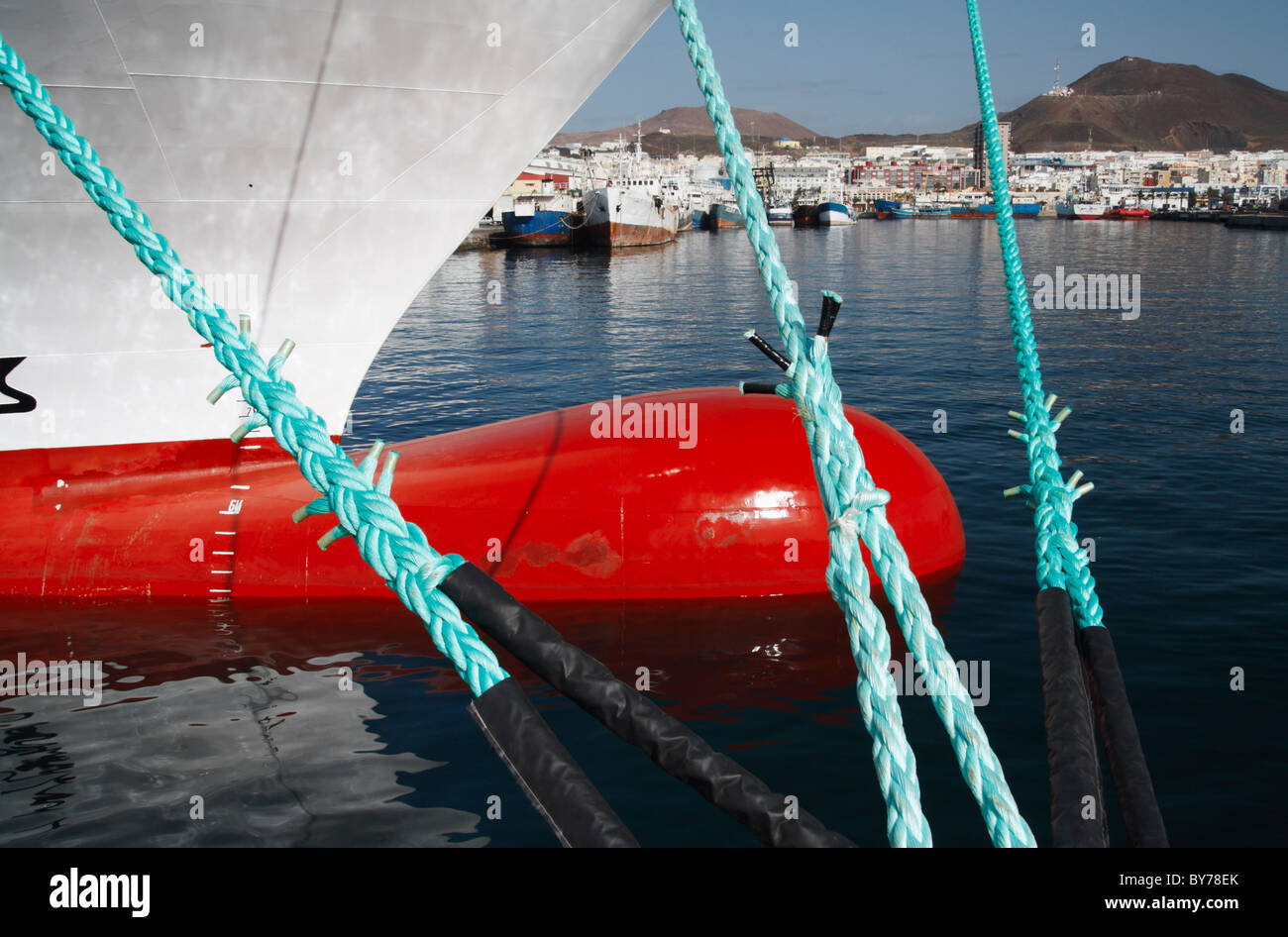Bow of large ship Stock Photo - Alamy