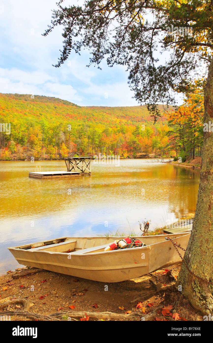 Cheaha Lake, Cheaha State Park, Delta, Alabama, USA Stock Photo - Alamy
