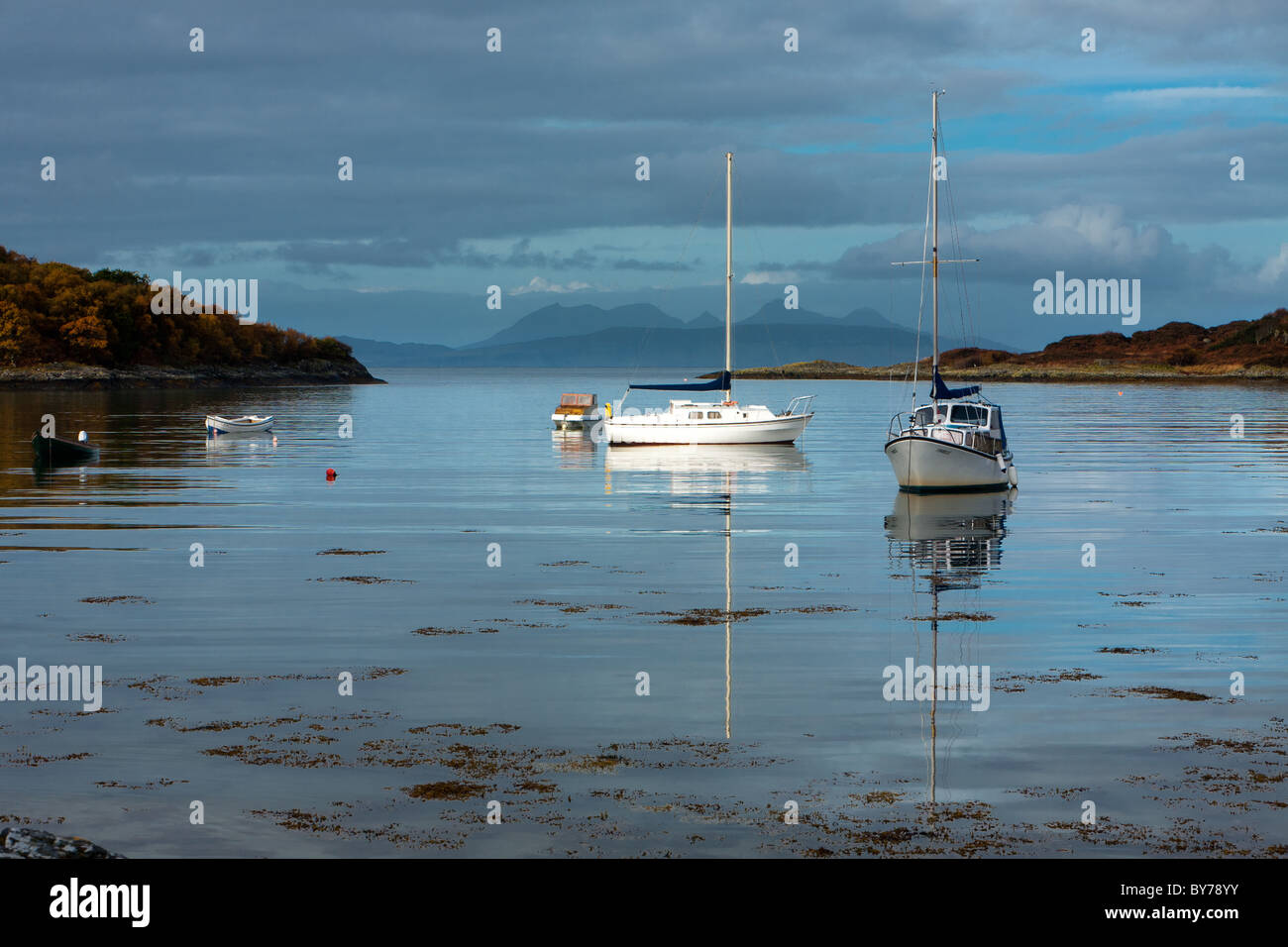 Coastal scene at Glenuig Bay in the Scottish Highlands Stock Photo - Alamy