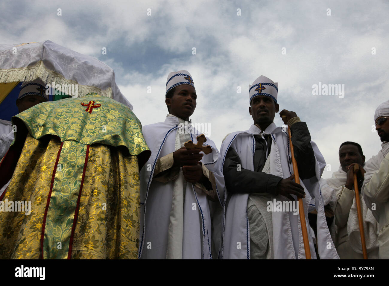 African clergymen hi-res stock photography and images - Alamy