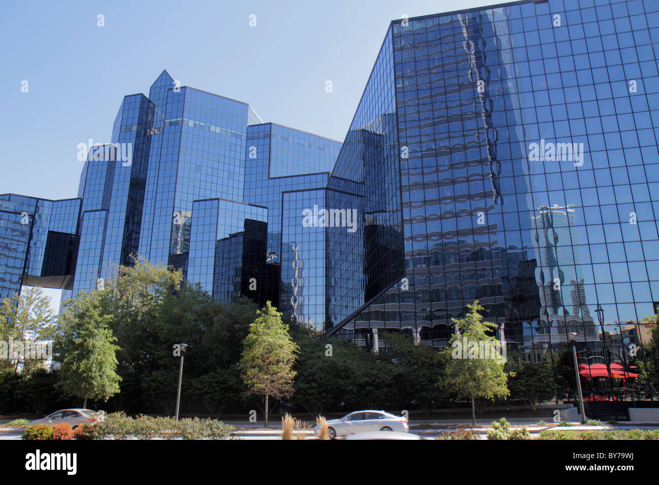 High rise financial district hi-res stock photography and images - Alamy