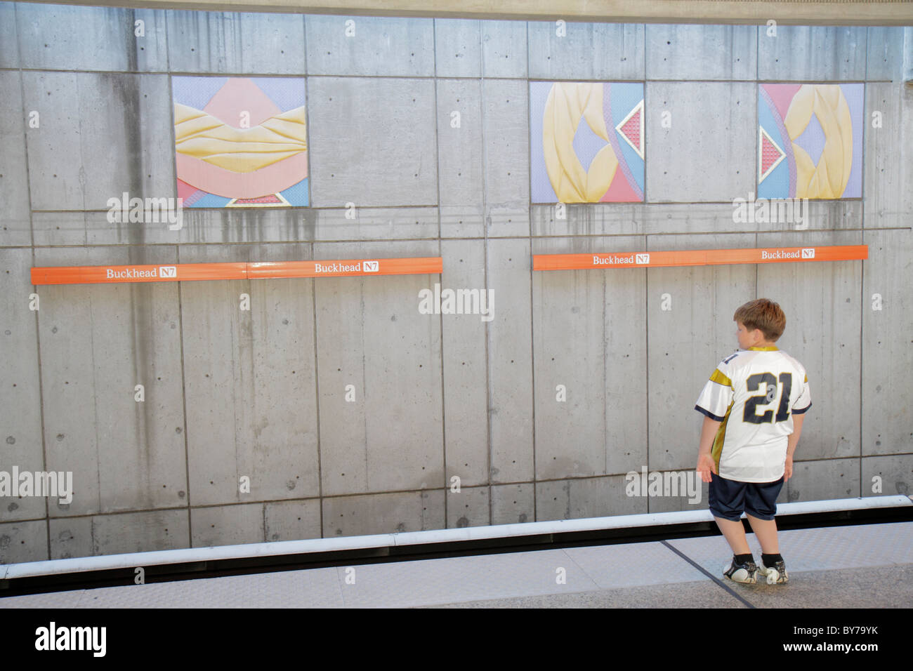 Marta subway hi-res stock photography and images - Alamy