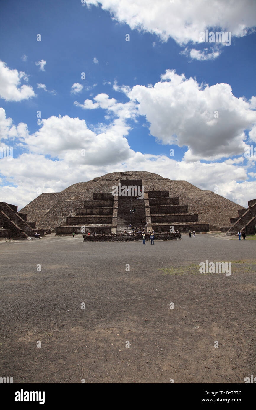 Pyramid of the Moon, Teotihuacan, Archaeological site, UNESCO World ...