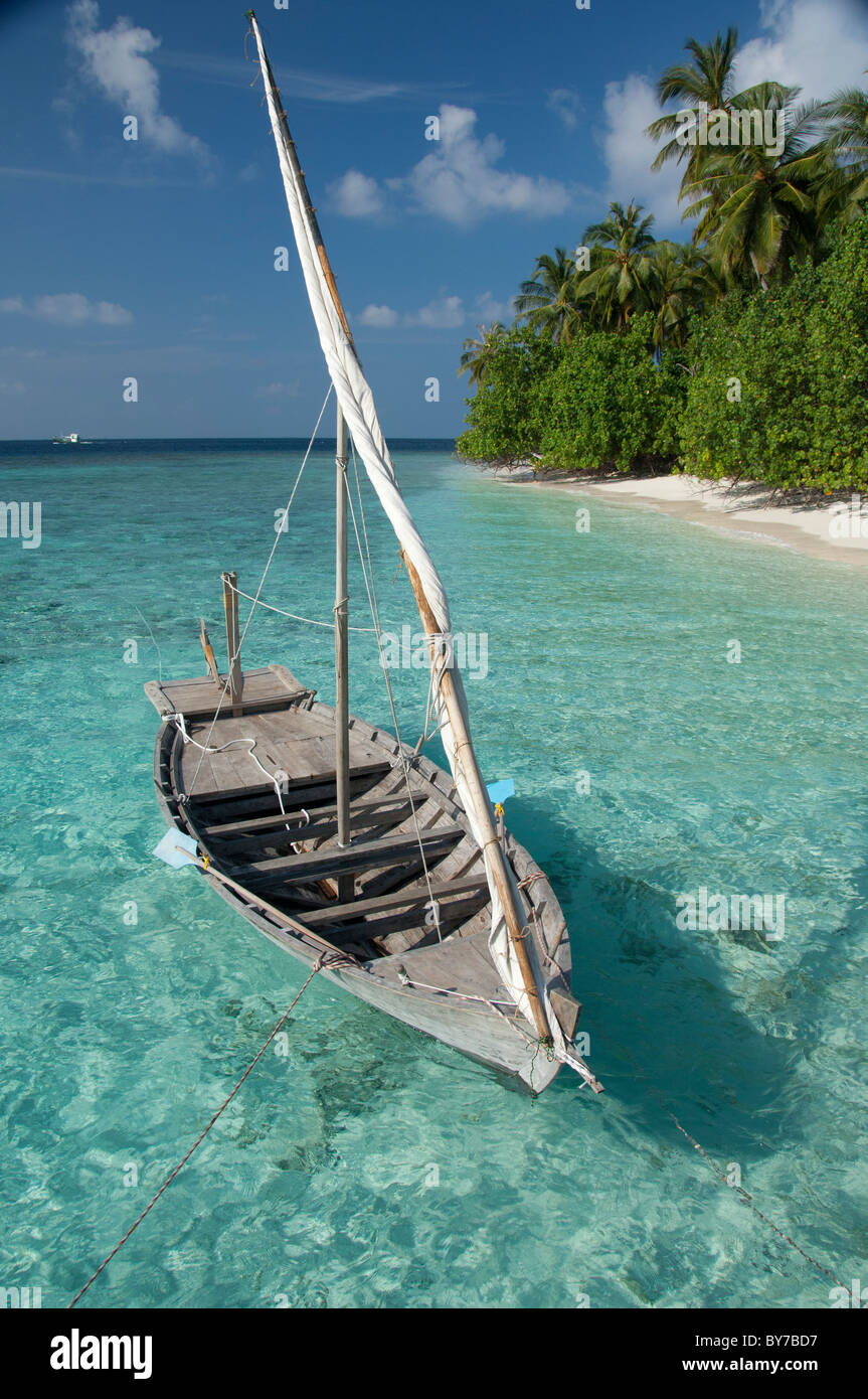 Maldives, North Male Atoll, Island of Kuda Bandos. Traditional ...