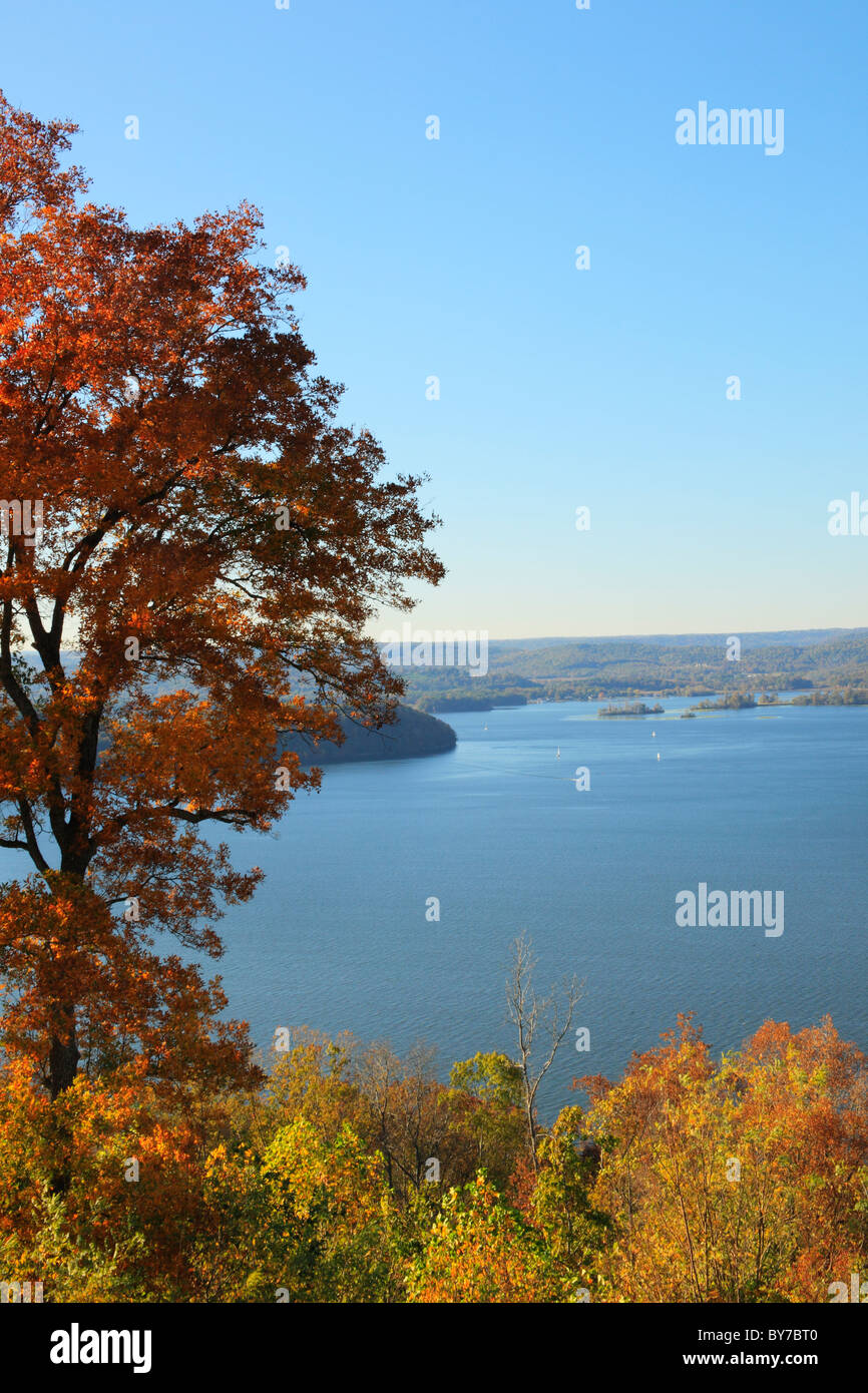 View of Guntersville Reservoir from lodge, Lake Guntersville Resort ...