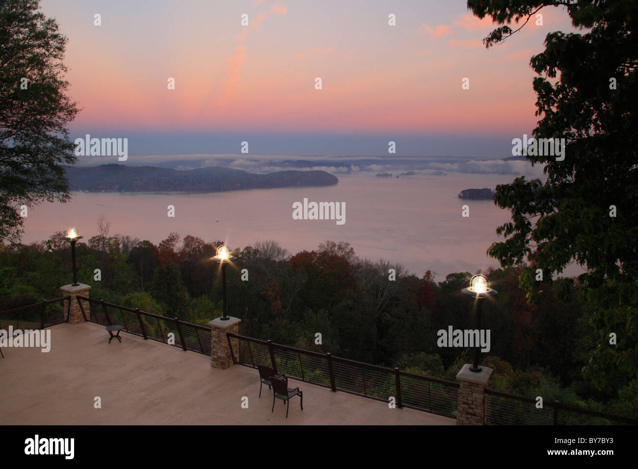 Sunrise view of Guntersville Reservoir from lodge, Lake Guntersville ...