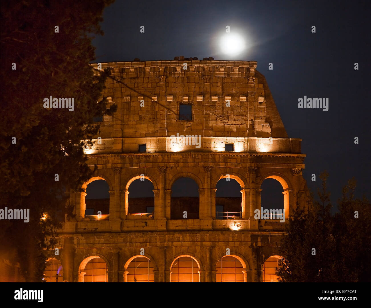 Colosseum Night Moon Details Rome Italy Stock Photo - Alamy