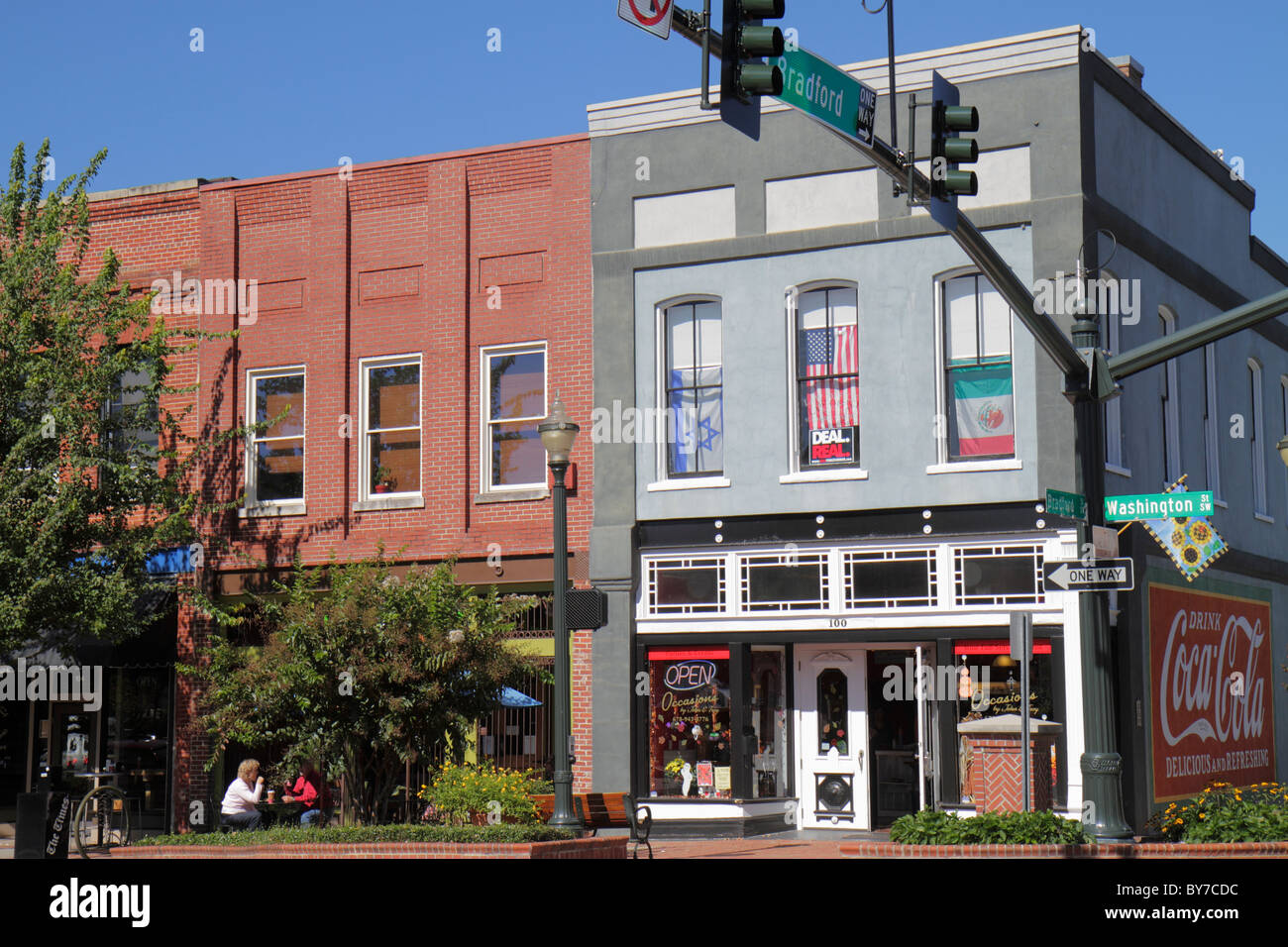 Corner Shop Window High Resolution Stock Photography and Images - Alamy