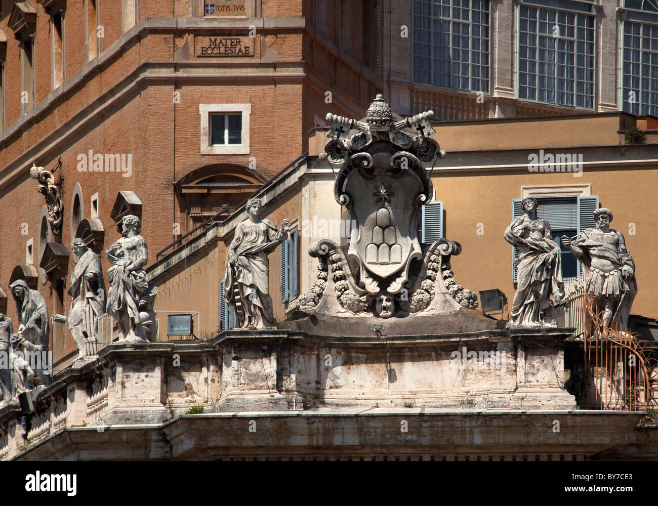 Statues rome italy christian art hi-res stock photography and images ...