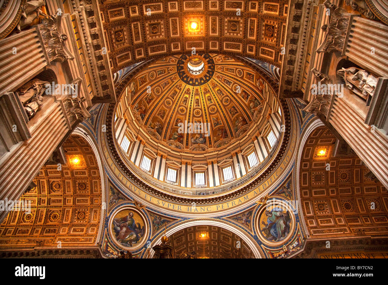 Rome italy vatican gold ceiling hi-res stock photography and images - Alamy