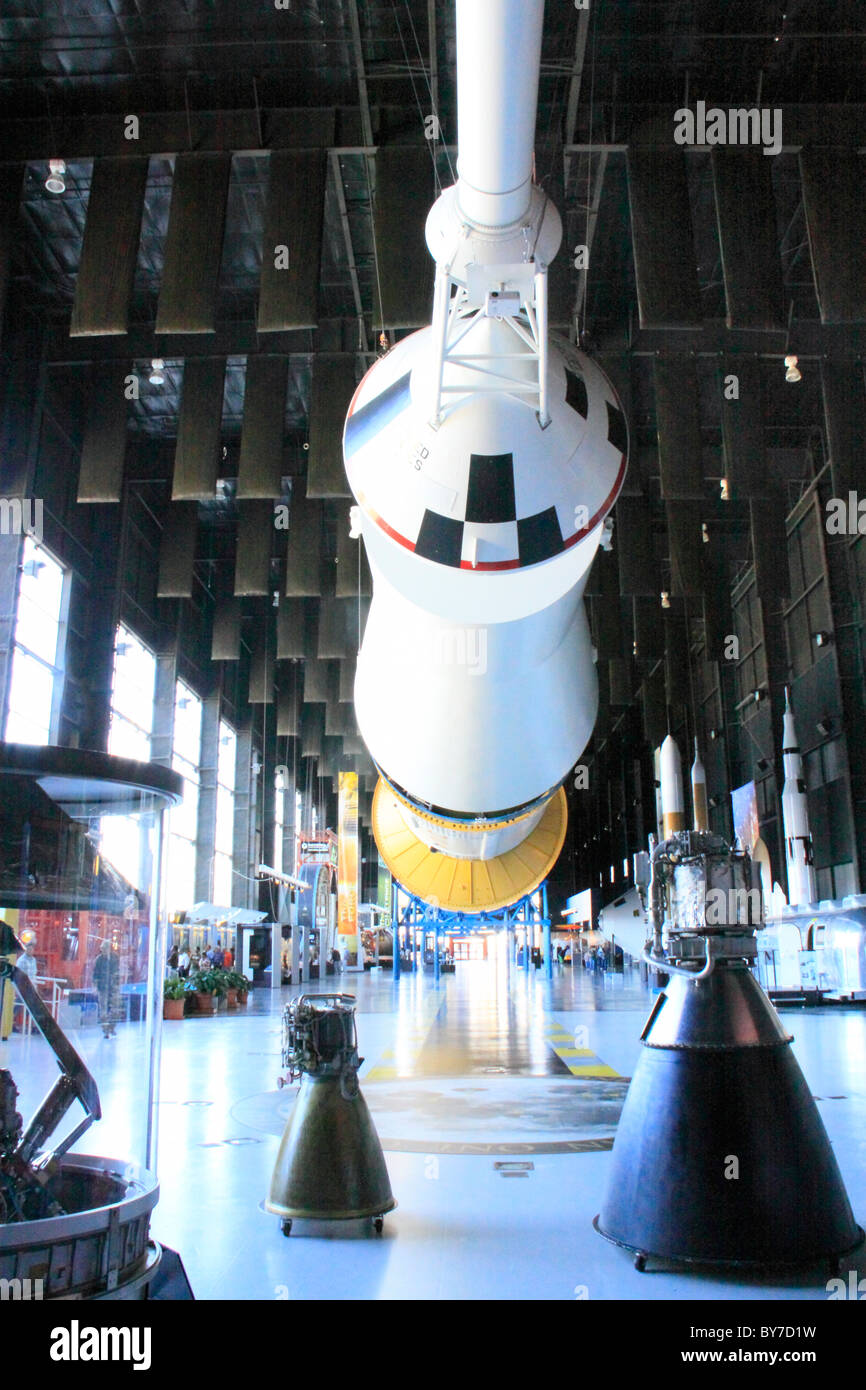 Saturn v rocket hi-res stock photography and images - Alamy